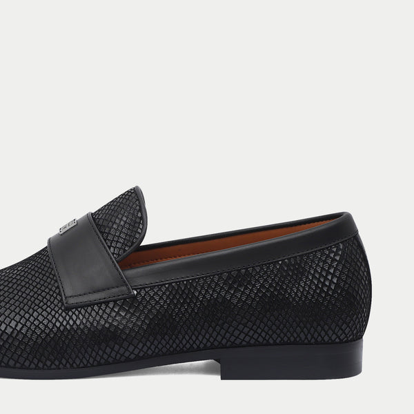 MM2096-BLACK – Mocciani